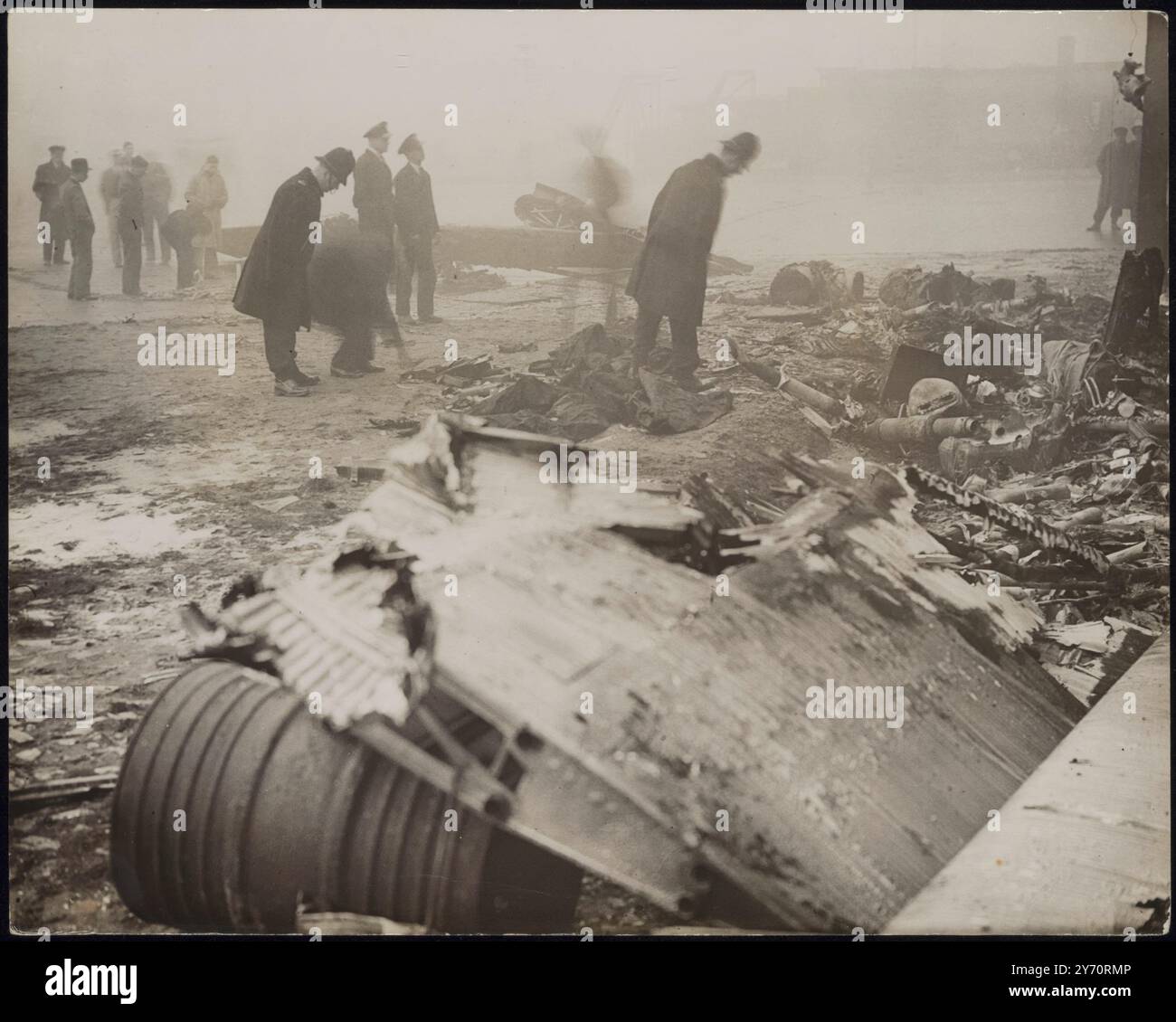 THREE DIE IN GERMAN MAIL-PLANE CRASH AT CROYDON. PETROL TANKS EXPLODE.A ...