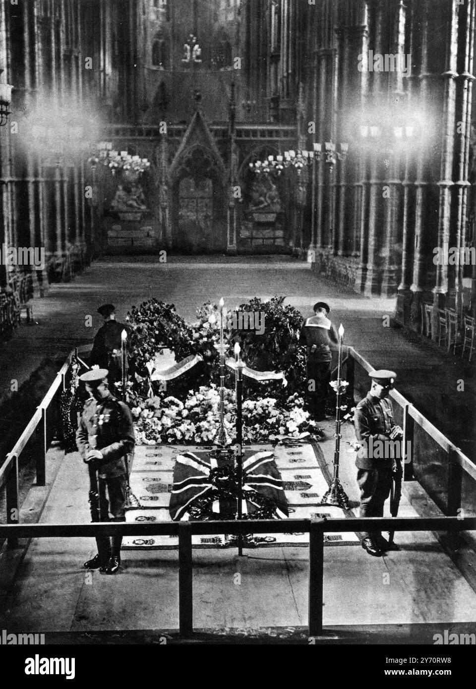 Funeral of the Unknown Warrior 11 November 1920 . Covered with the ...