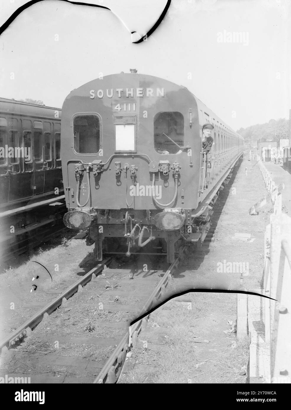 1940s coaches hi-res stock photography and images - Alamy