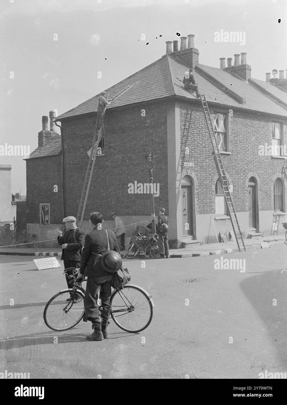 Ww2 war damage repair hi-res stock photography and images - Alamy
