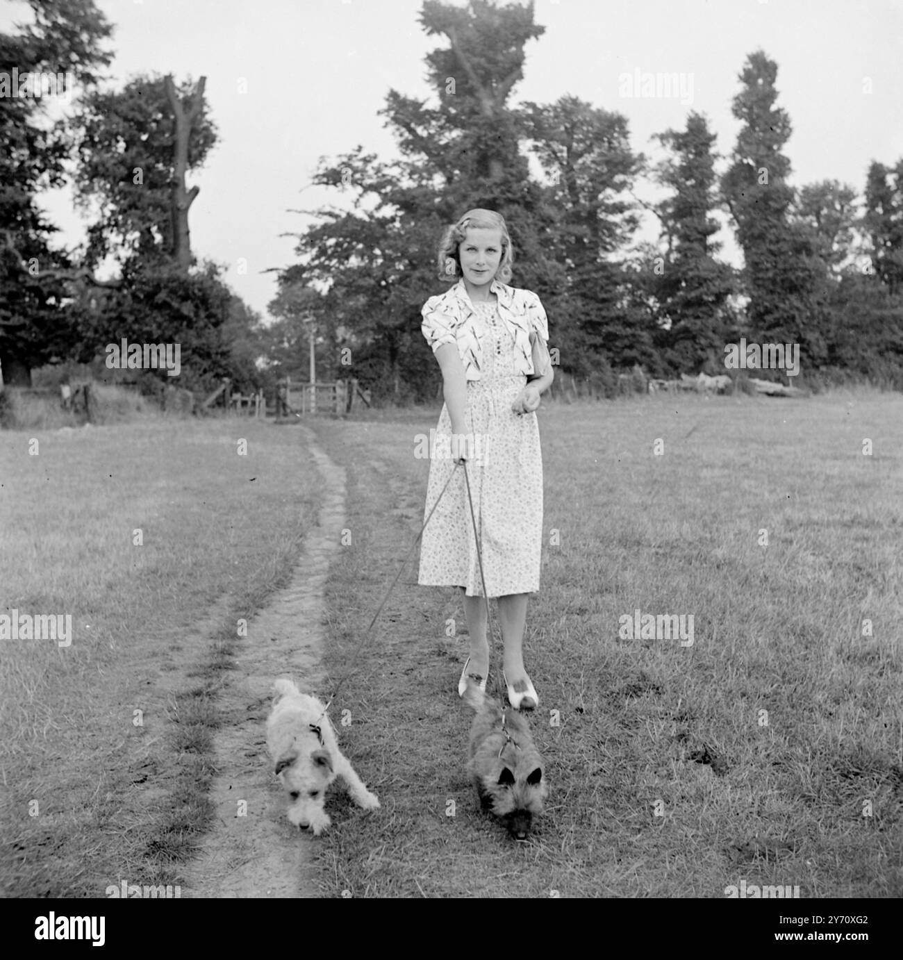 Mrs Fassom 1942 Stock Photo - Alamy