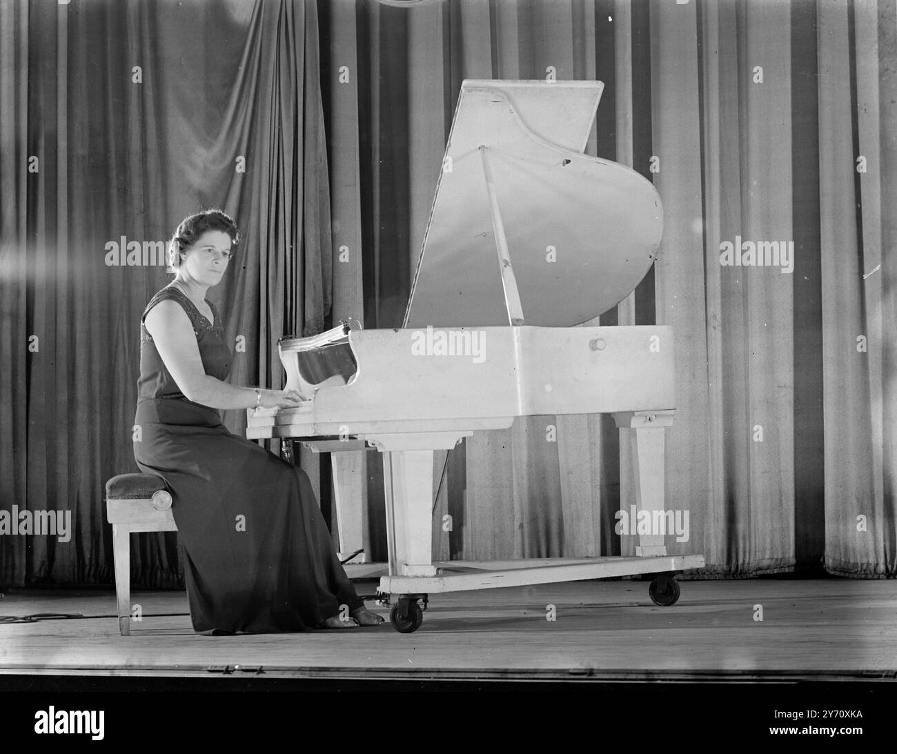 Robinson Cleaver . 1 January 1946 Stock Photo - Alamy