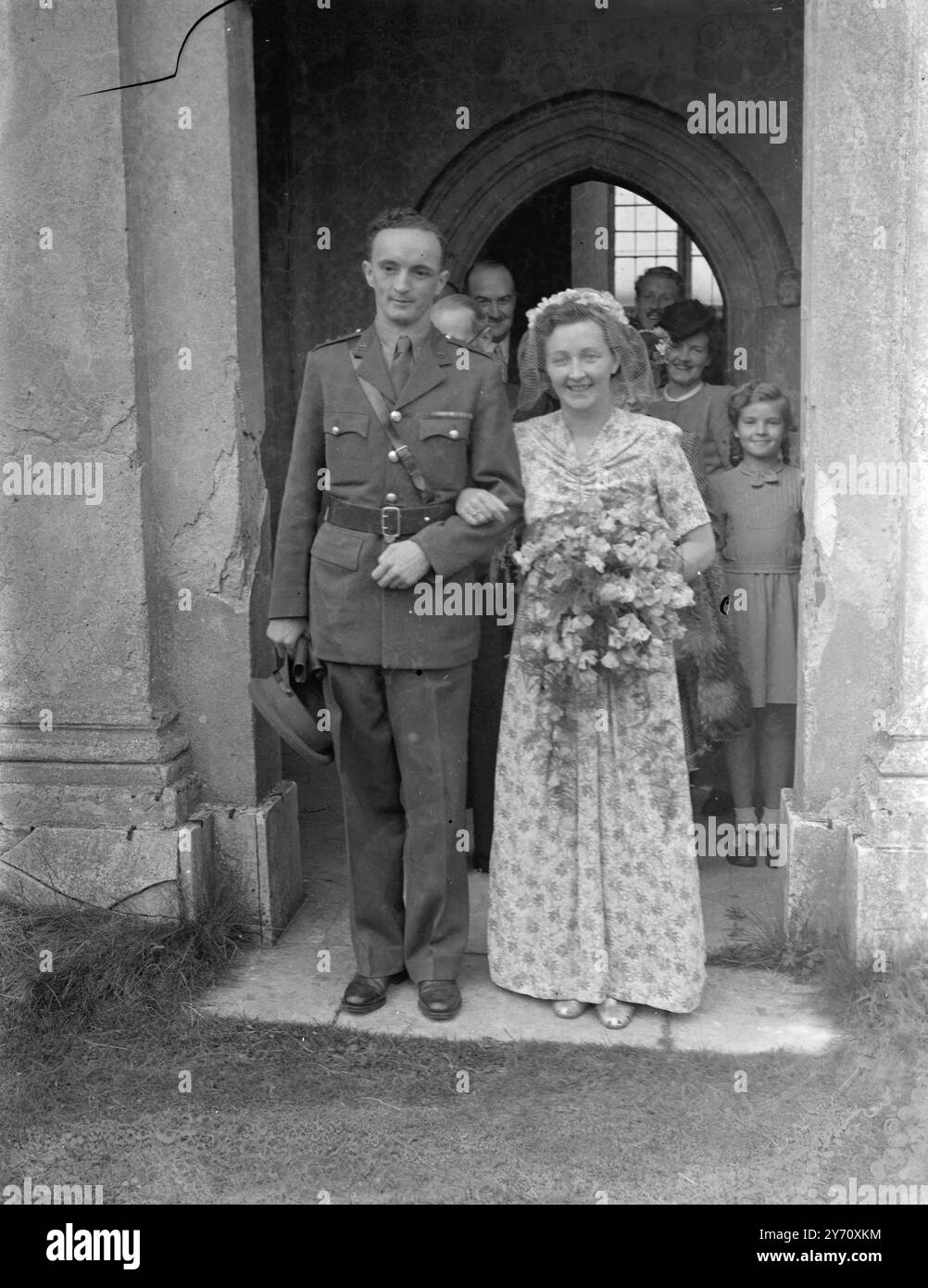 Wedding of David Mostyn and Beryl Miller . 1 January 1946 Stock Photo ...