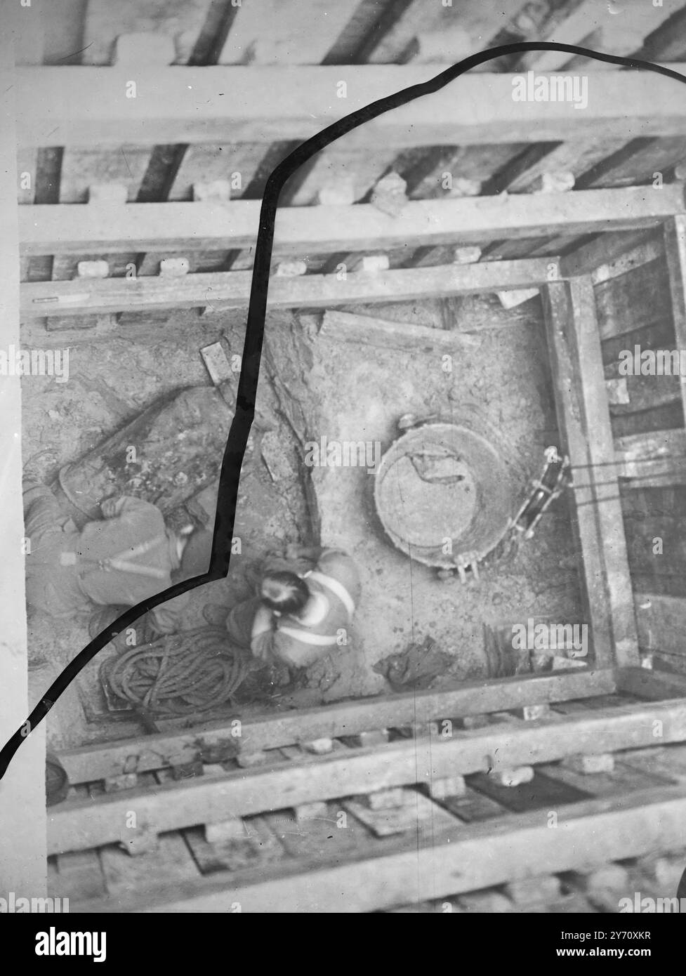 Bomb Disposal 1940 Stock Photo - Alamy