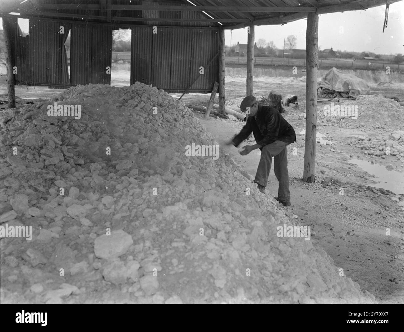 Chalk Pit Working - Norfolk 1941 Stock Photo - Alamy