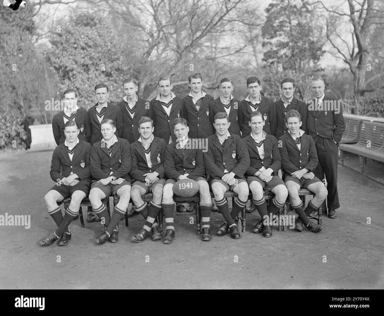 Worcester Sports Group ( football) 1941-42 1941 Stock Photo - Alamy
