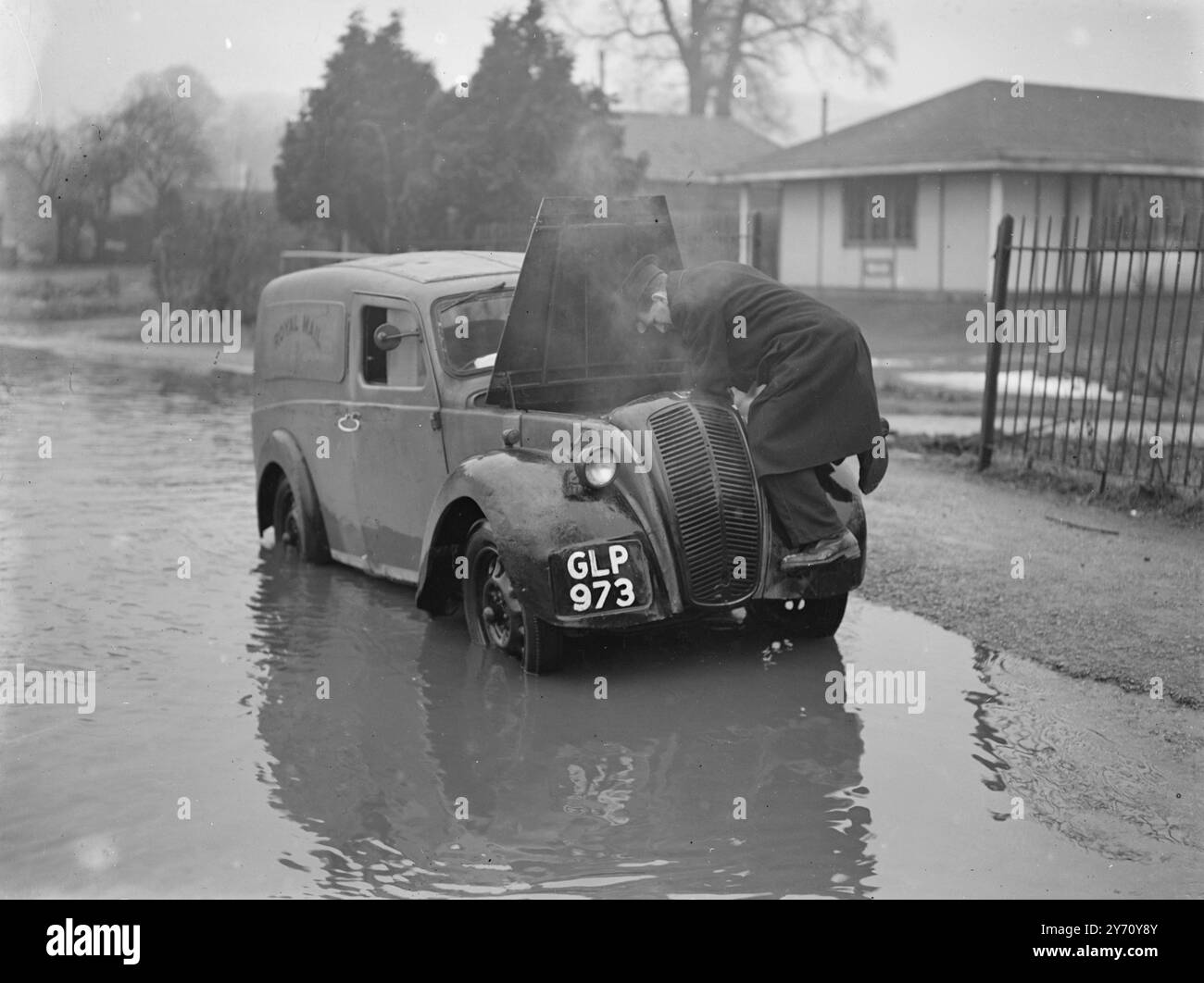 Repairing post van . 1 March 1947 Stock Photo - Alamy
