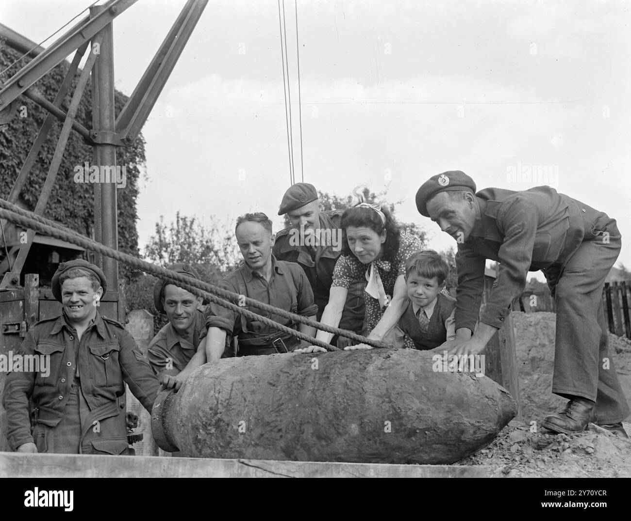 Bomb Disposal 1940 Stock Photo - Alamy