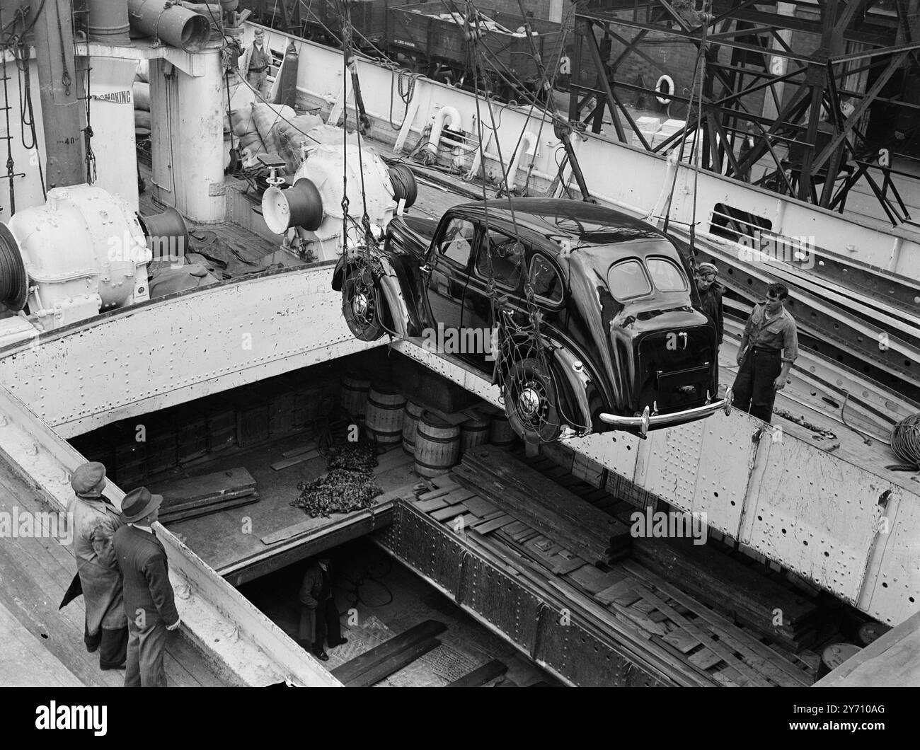 Boat export Black and White Stock Photos & Images - Alamy