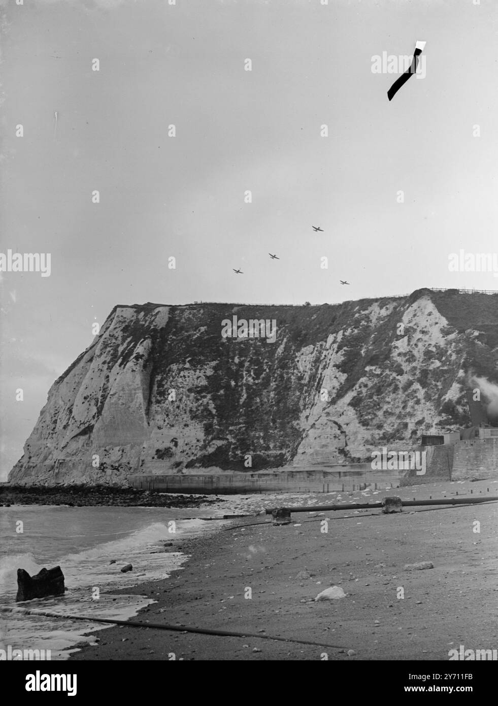 Battle of Britain - Flypast . Shakespear Cliff , Dover . 1 January 1946 ...