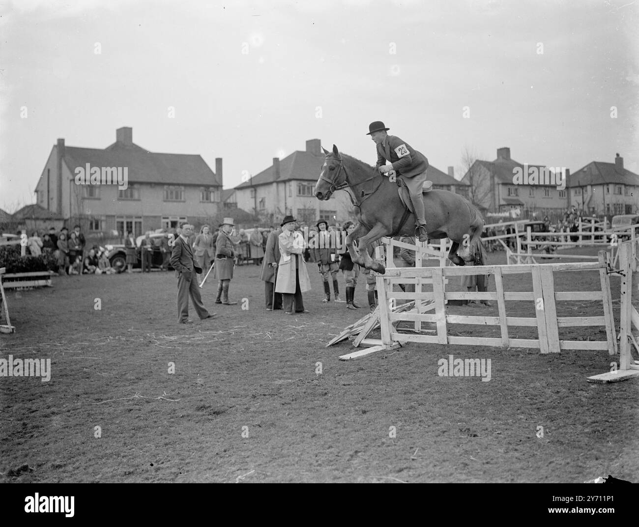 Mottingham Horse Show - John Trowten . 18 April 1947 Stock Photo - Alamy