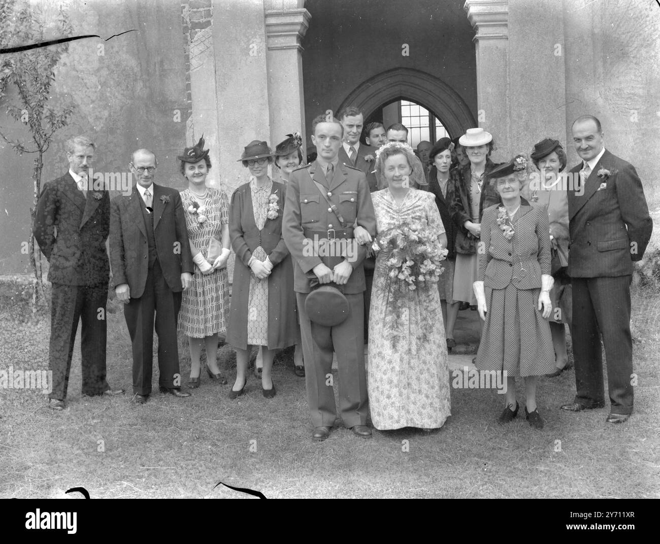 Wedding of David Mostyn and Beryl Miller . 1 January 1946 Stock Photo ...