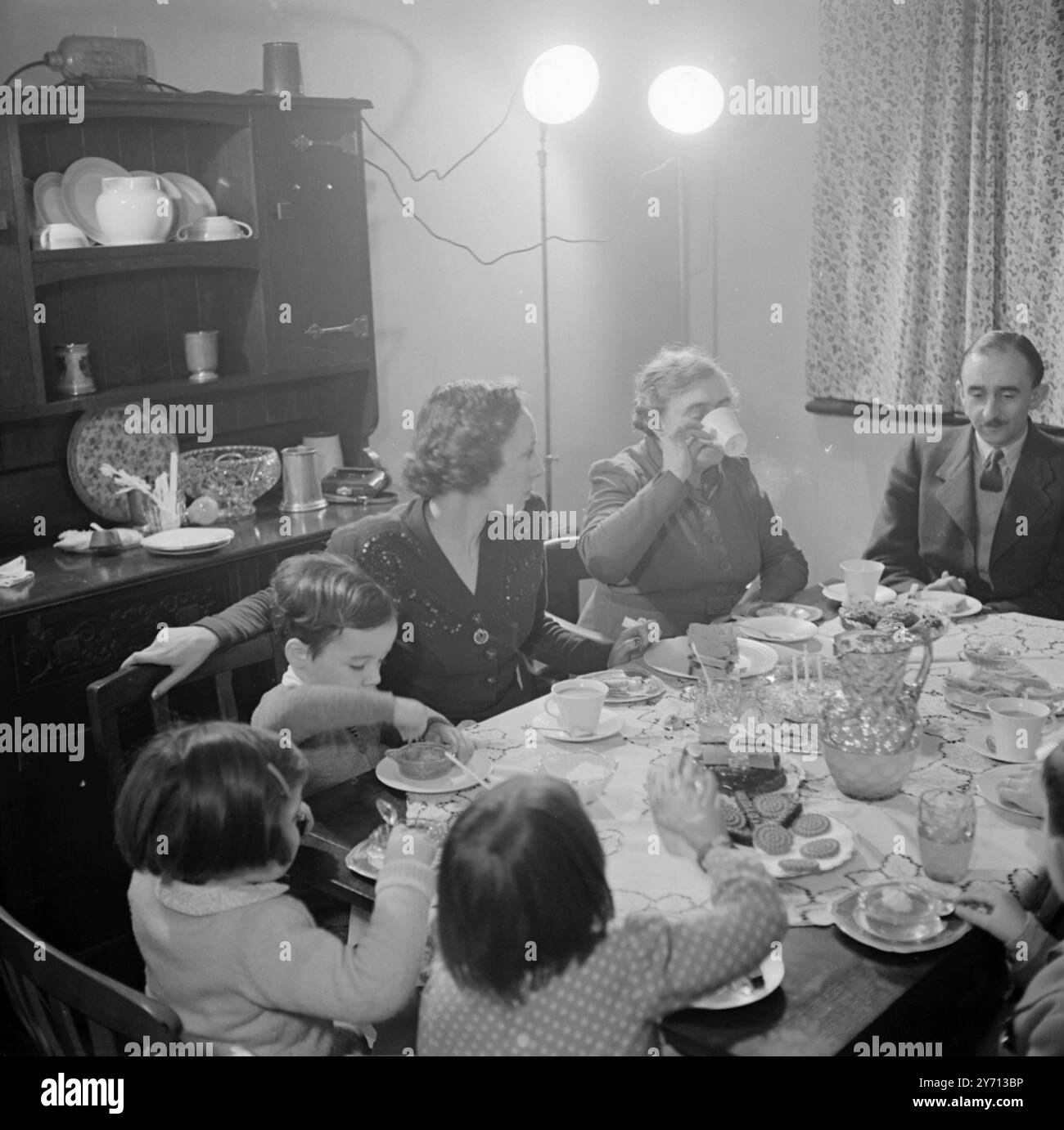 1940 birthday party hi-res stock photography and images - Alamy