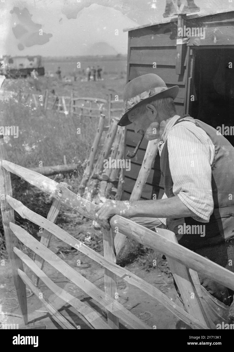 Hurdle maker hi-res stock photography and images - Alamy