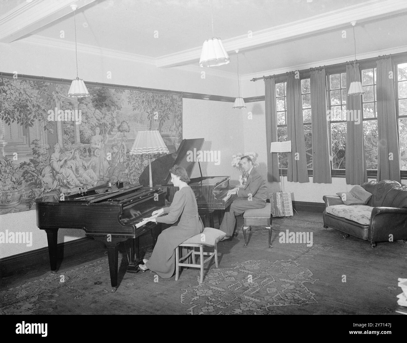 Robinson and wife Black and White Stock Photos & Images - Alamy