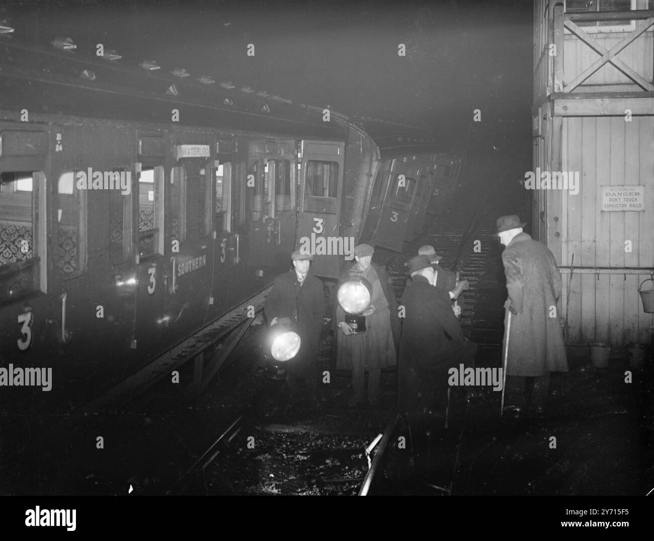 Byfleet Black and White Stock Photos & Images - Alamy