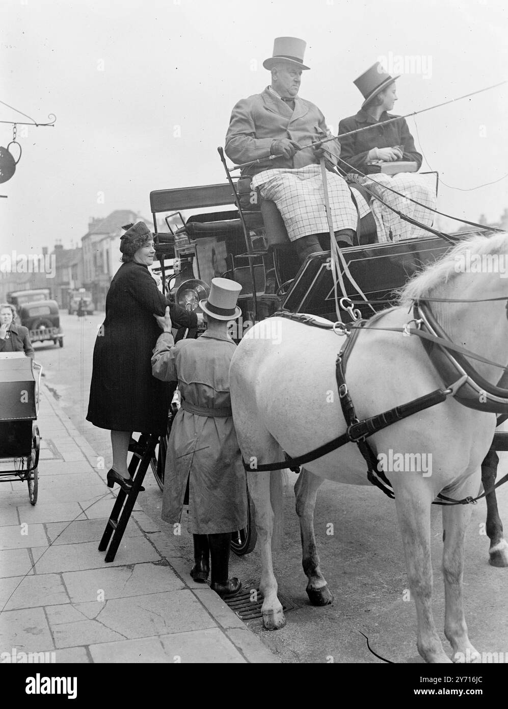 Stage Coach - Canterbury . 1 Jan 1940 Stock Photo - Alamy