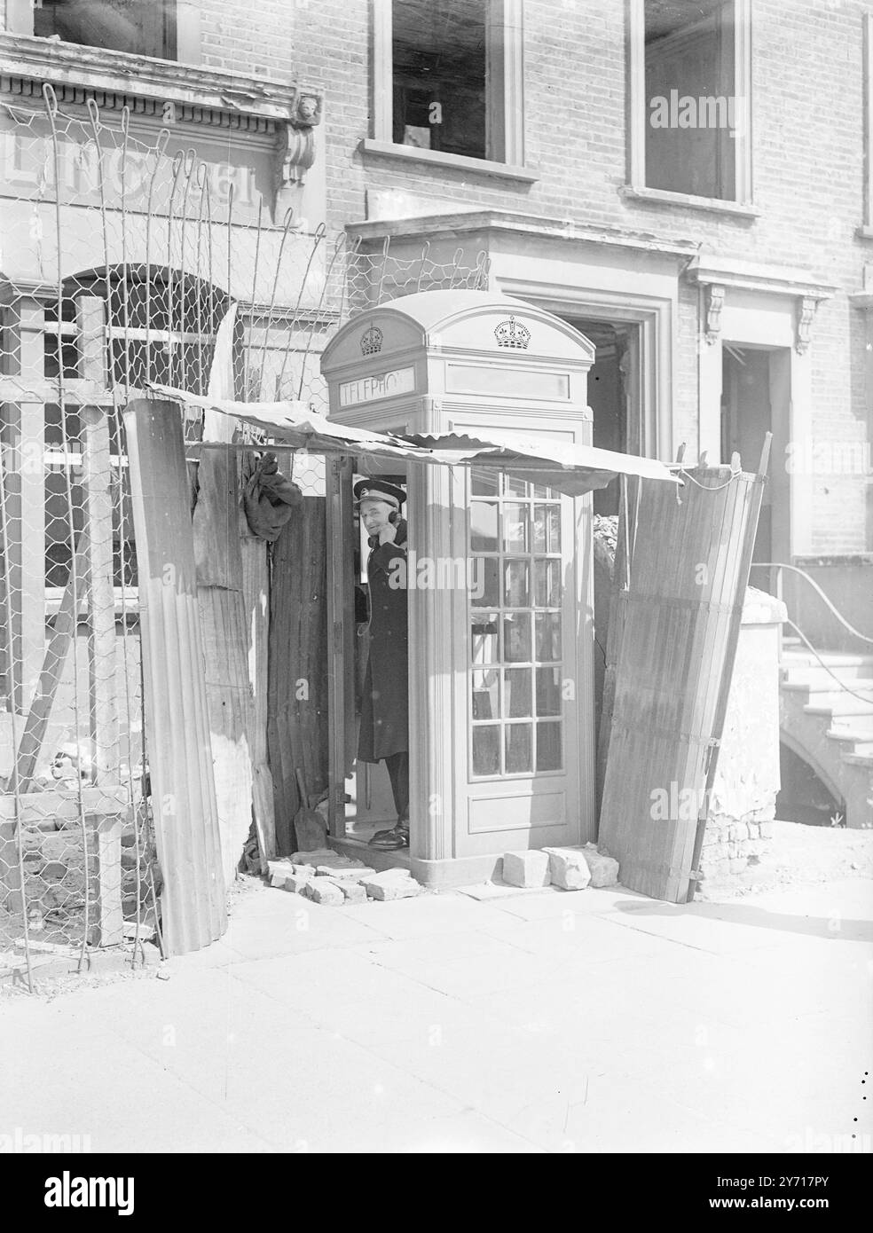 Telephone Box at East India Dock Road . Mrs P . Ainslie . 28 April 1947 ...