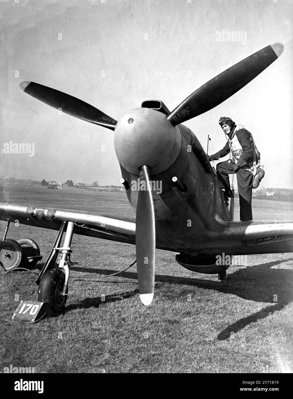 Mustangs , the American aircraft now used extensively by Army Co ...