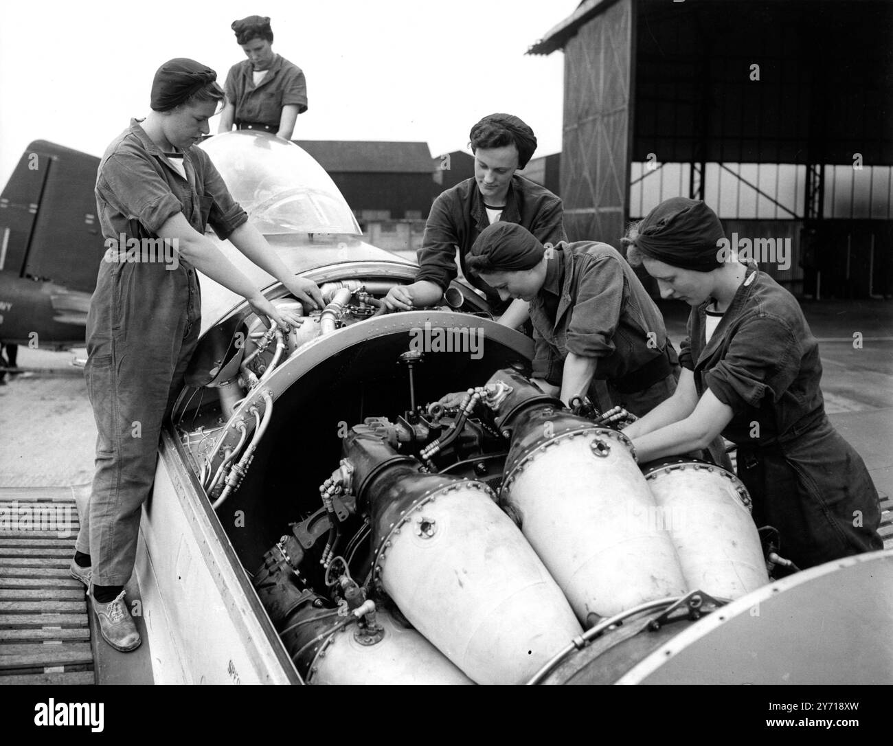 Mass attack on an ' Attacker's jet engine is conducted by Wren trainees ...