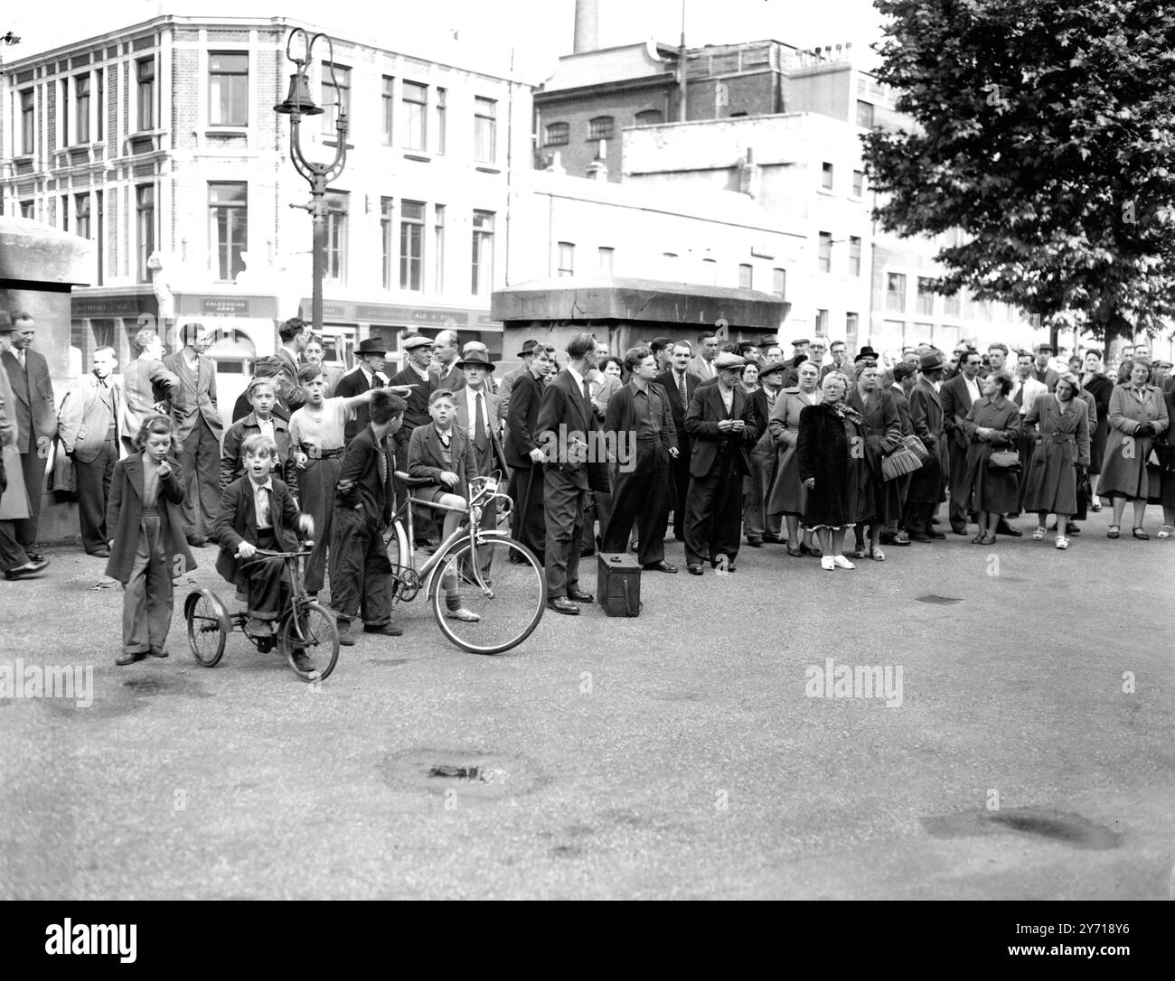 Rillington place 1950 hi-res stock photography and images - Alamy