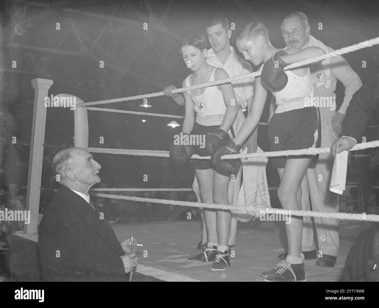 Wwii boxing hi-res stock photography and images - Alamy