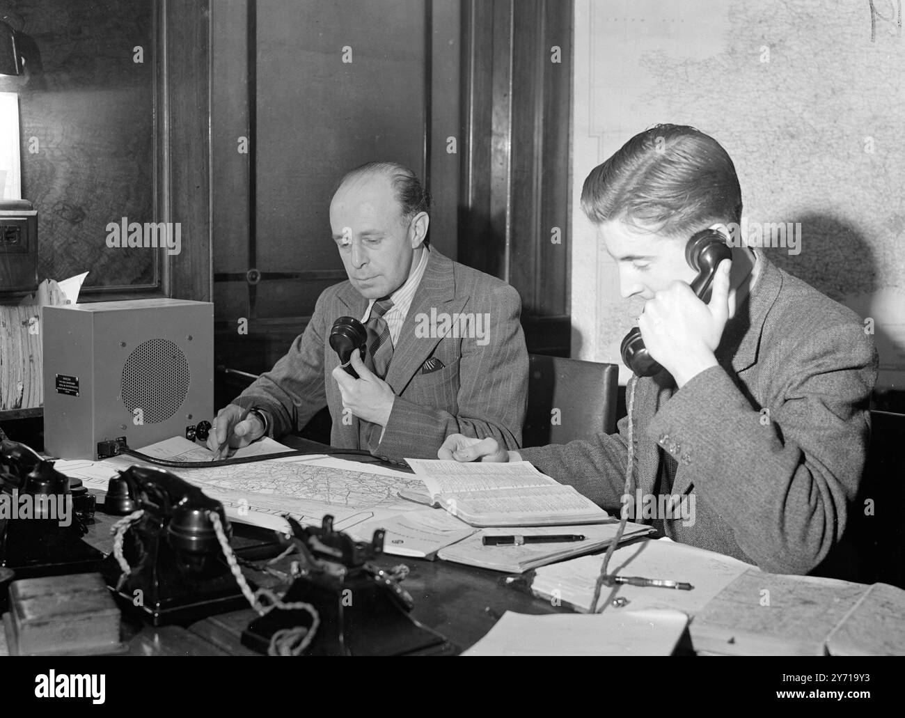1940 london map hi-res stock photography and images - Alamy