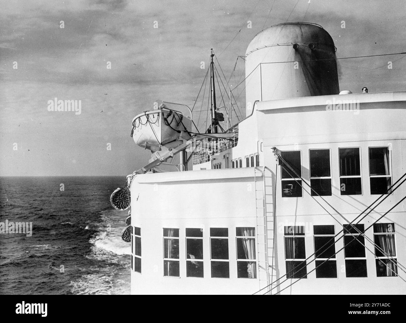 STREALINED LINER The '' MAGDELENA '' , the new Royal Mail Lines , steam ...