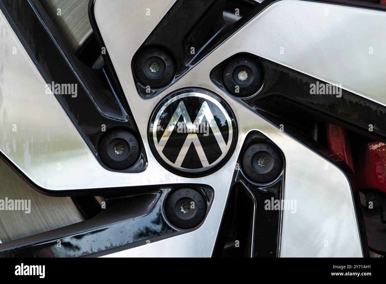 Close up of the upside down Volkswagen logo on the aluminum rim Stock ...