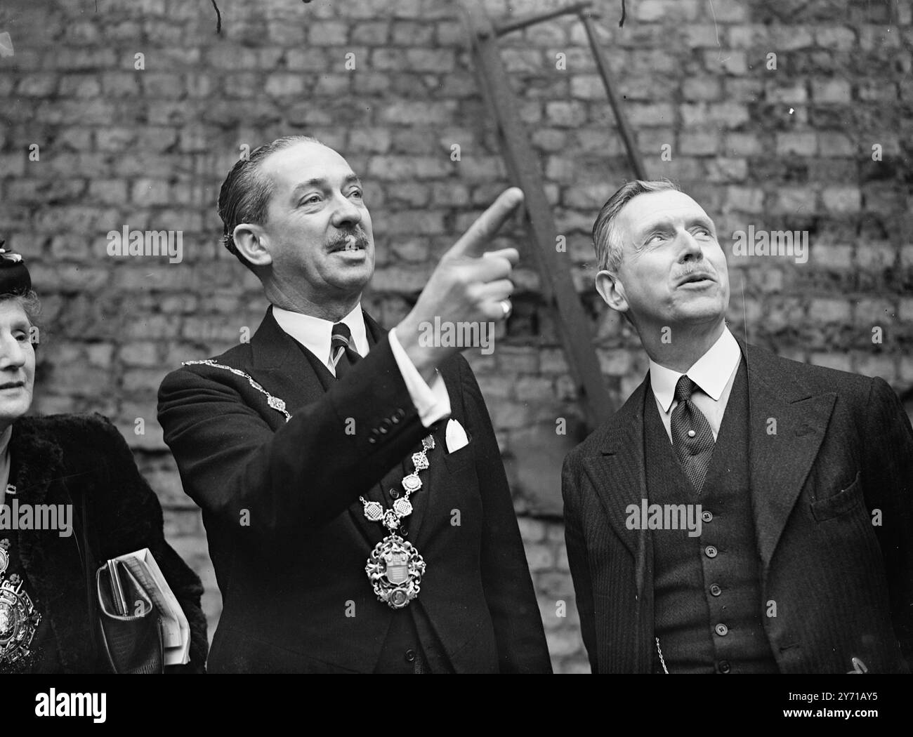 Lord mayor of westminster and councillor Black and White Stock Photos ...