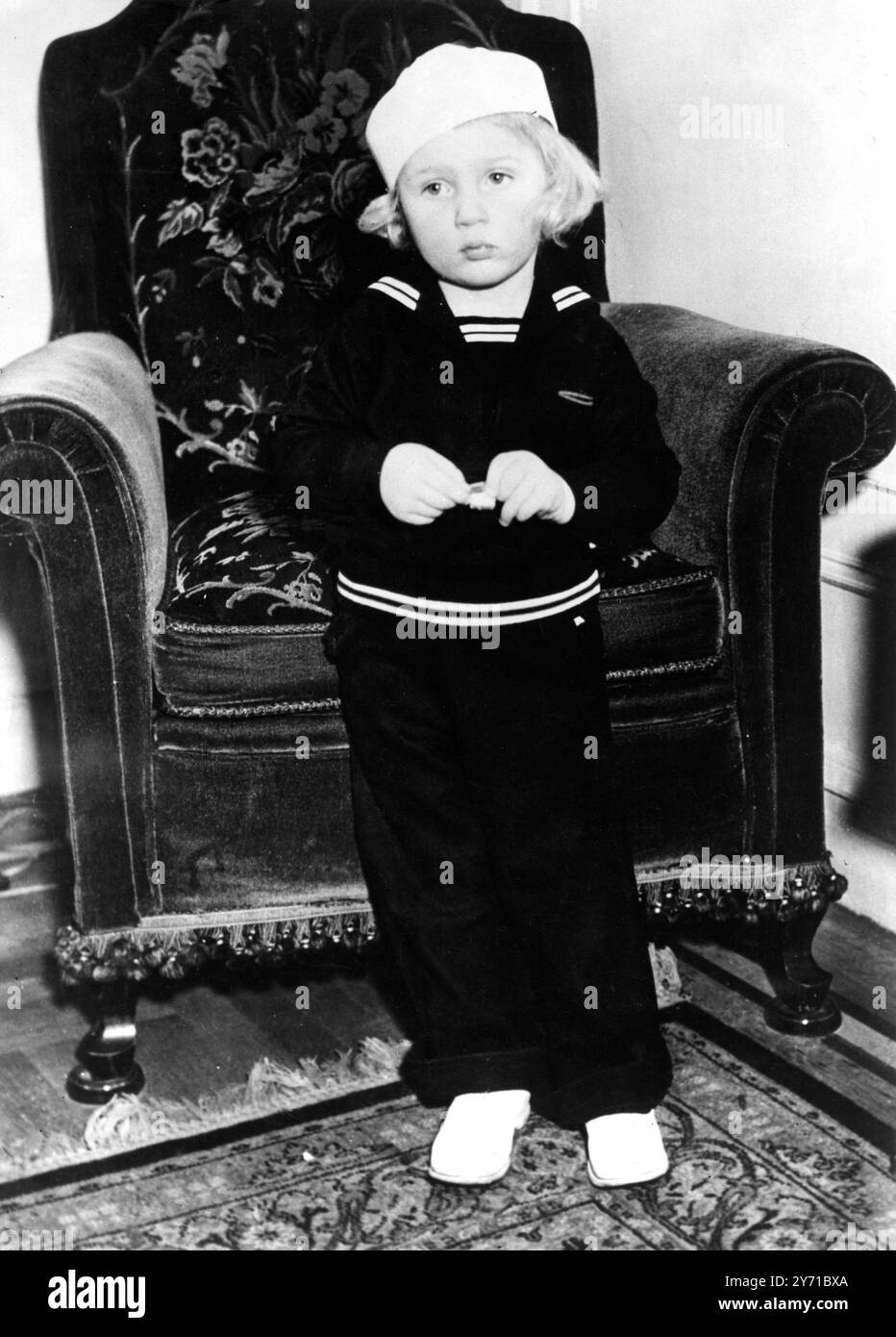 Hauptmann 's baby son is wistful. Execution of Lindbergh kidnapper ...