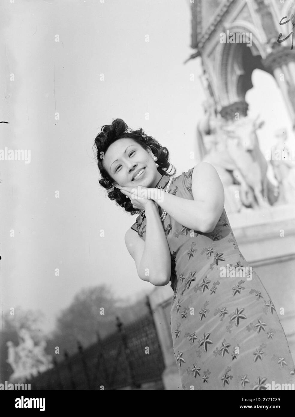 New year's eve 1940 hi-res stock photography and images - Alamy