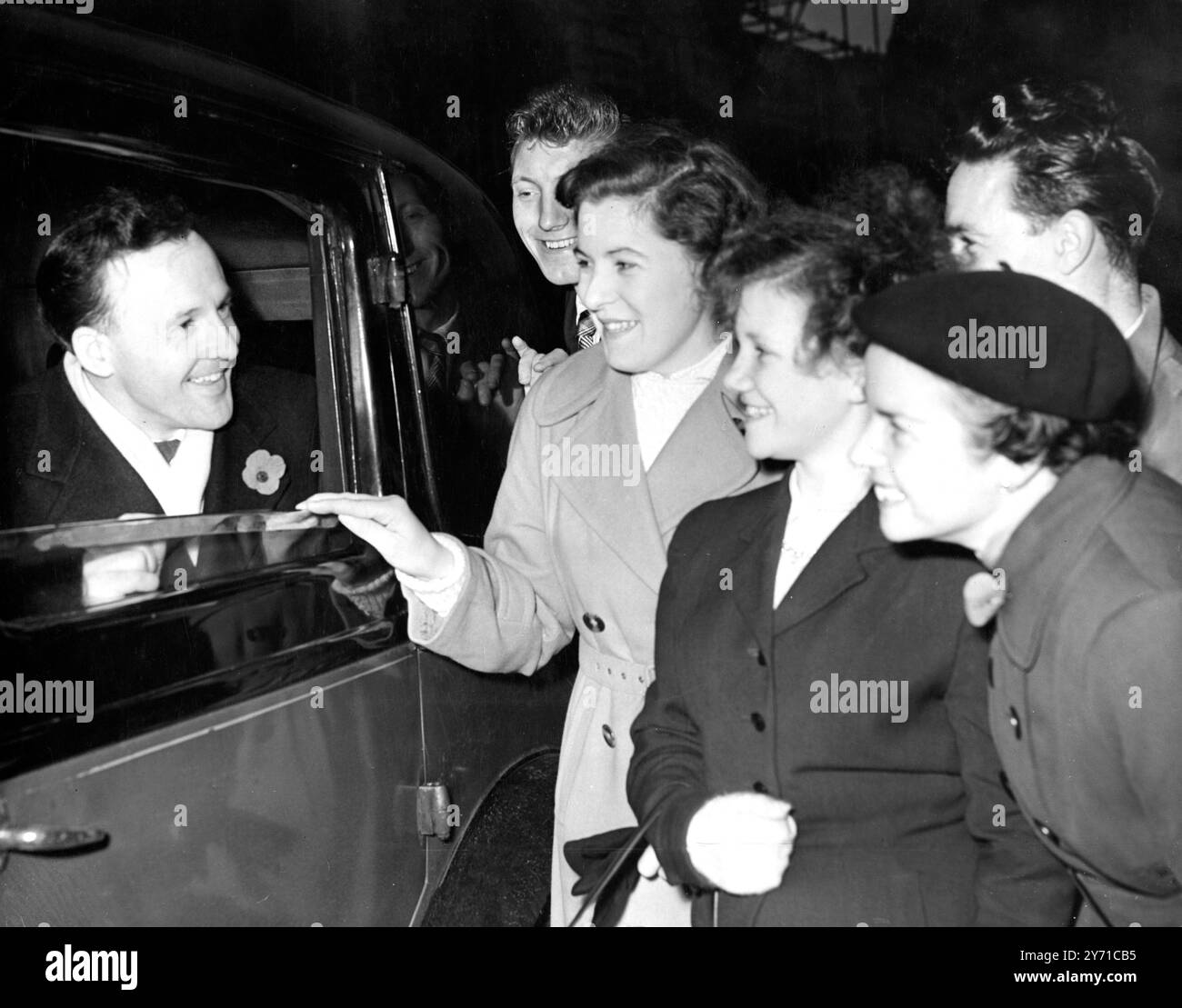 Singer Jimmy Young leaves hospital minus appendix Jimmy Young smiles ...