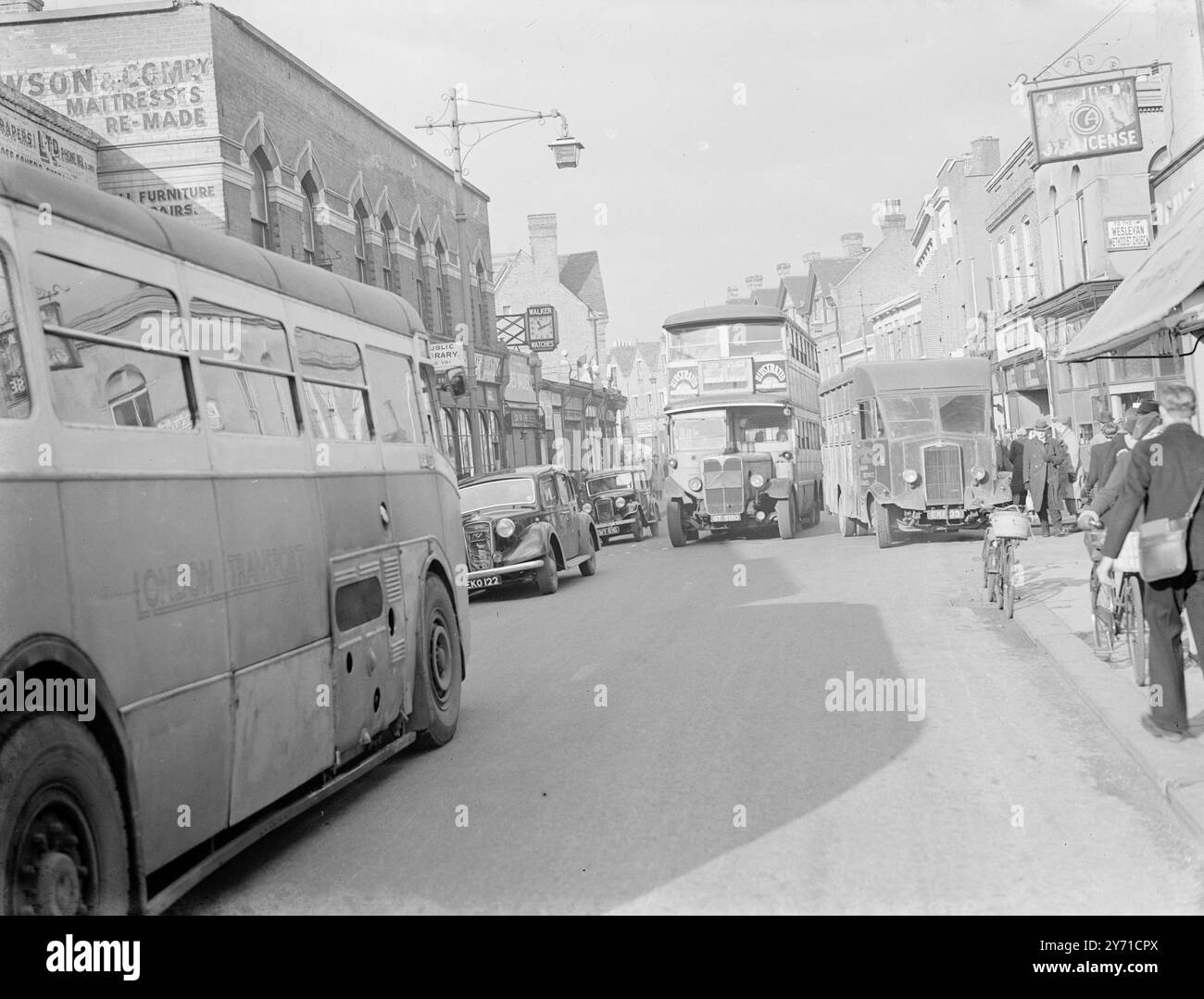 1940s street light hi-res stock photography and images - Alamy