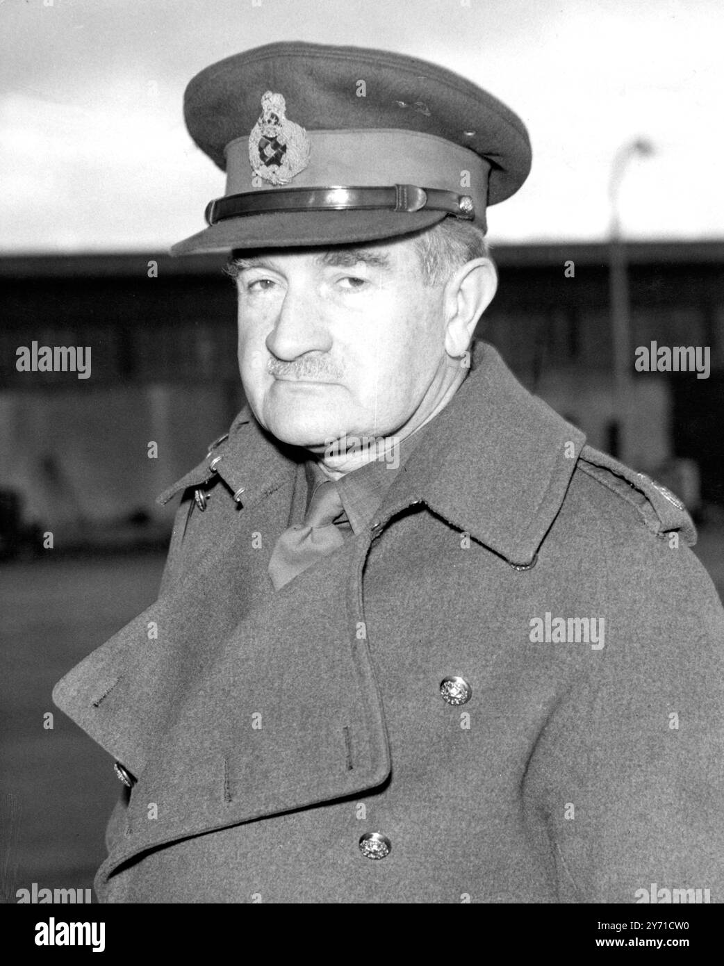 C.I.G.S. flies home. Field Marshal Sir William Slim, Chief of the ...