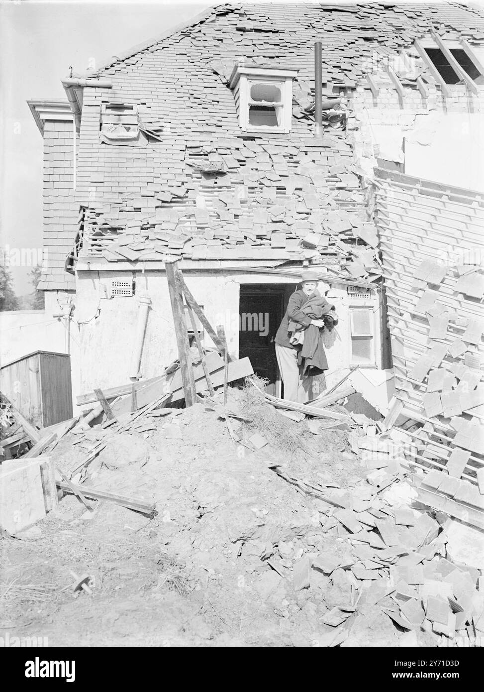 WWII Bomb DamageA bombed house in North Cray , Kent 30 September 1940 ...