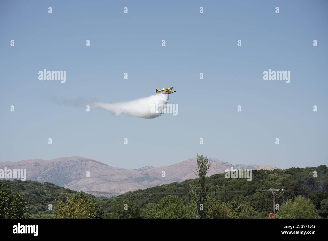 air tractor AT-802A firefighting aqmphibious aircraft in action. summer ...
