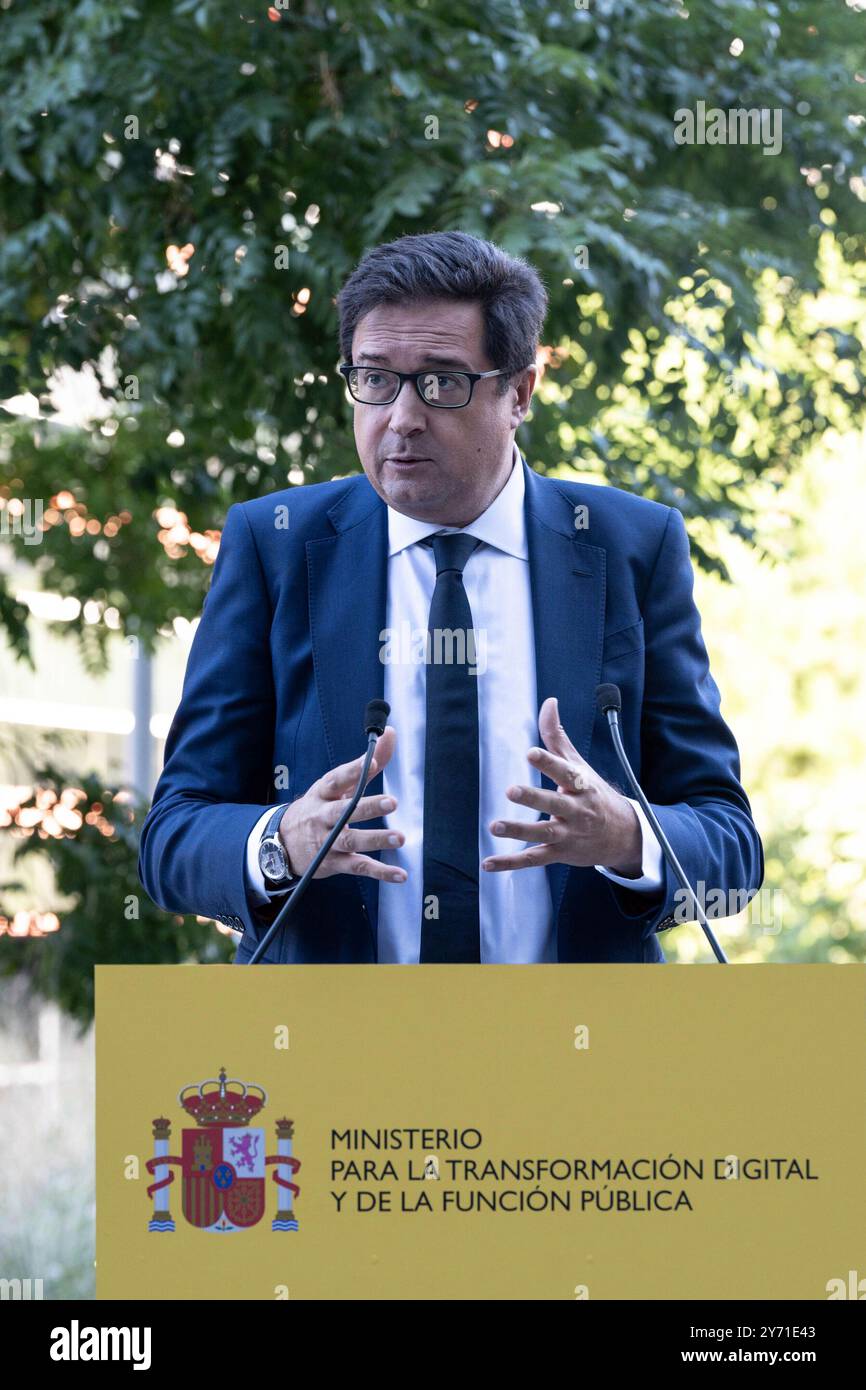 The Minister for Digital Transformation and the Civil Service, Óscar ...
