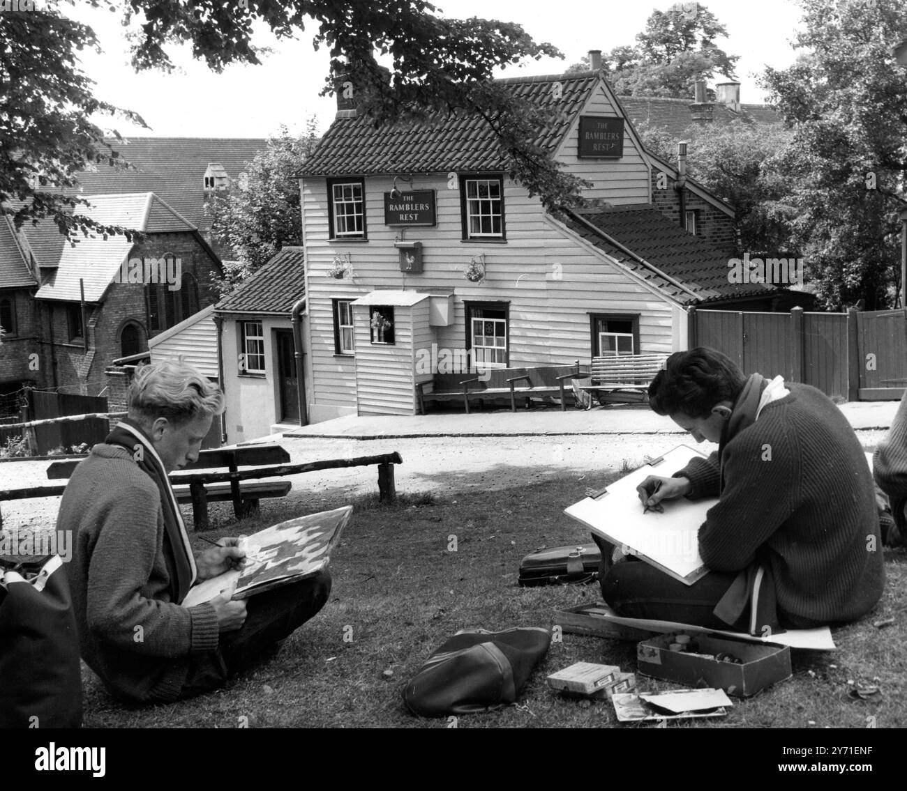This picturesque public house at Chislehurst , Kent , with the inviting ...