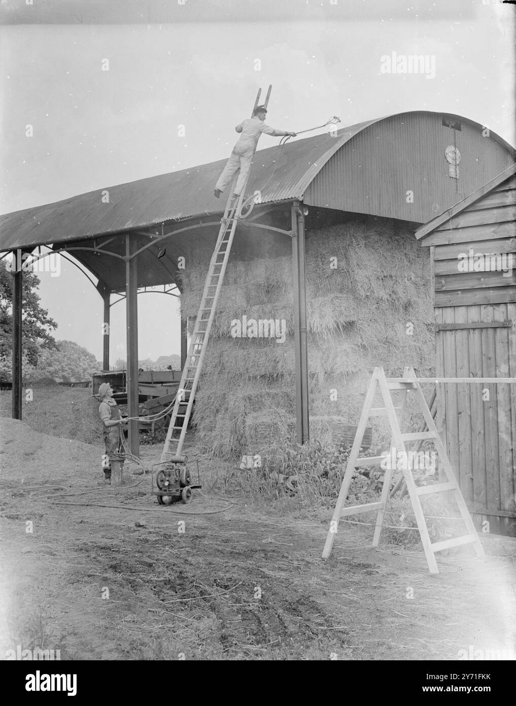 Mobile farm Black and White Stock Photos & Images - Alamy