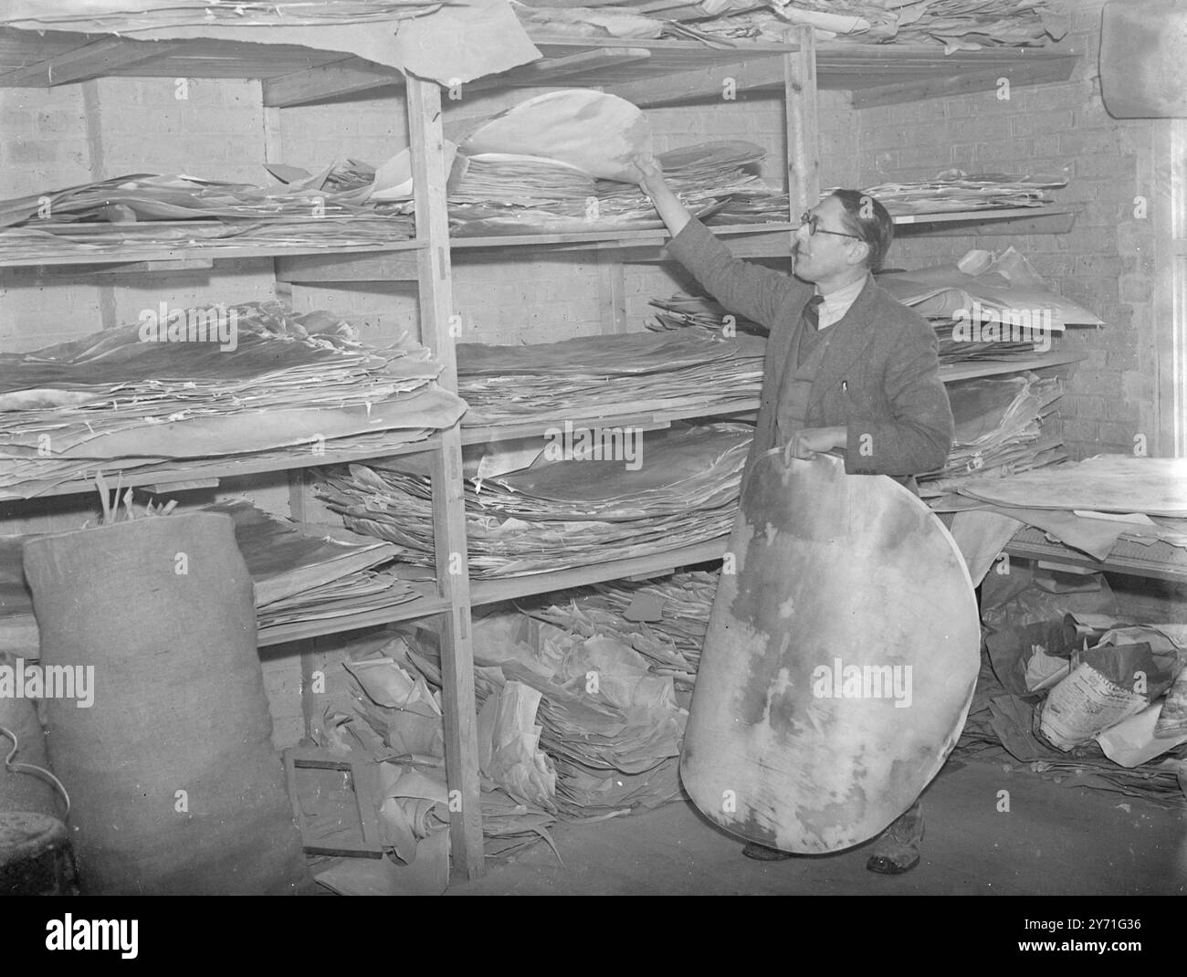 Skin drums Black and White Stock Photos & Images - Alamy