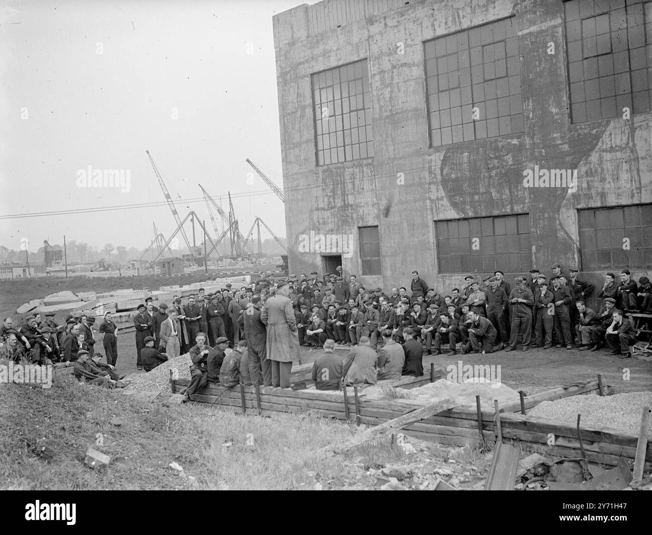 Strike scene Black and White Stock Photos & Images - Alamy