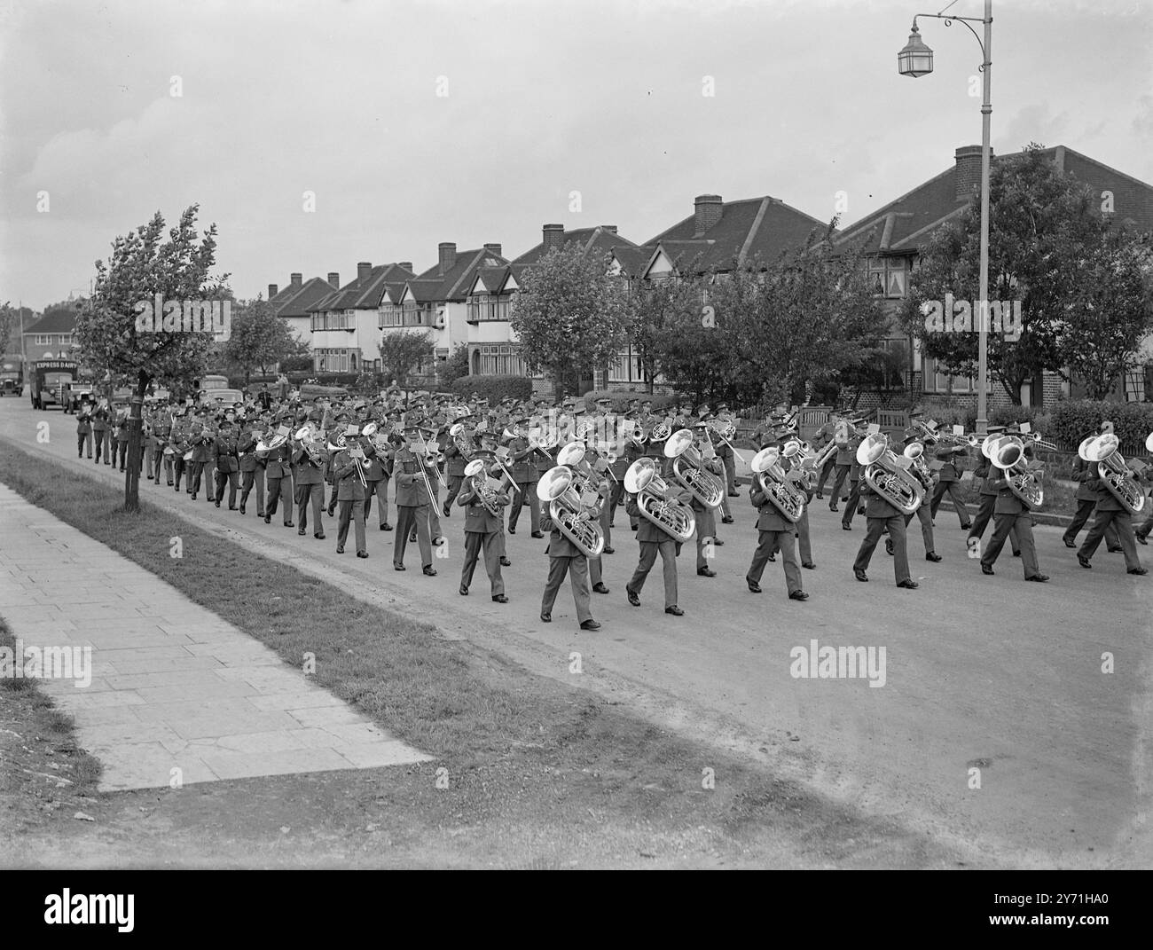 Military band ww2 hi-res stock photography and images - Alamy