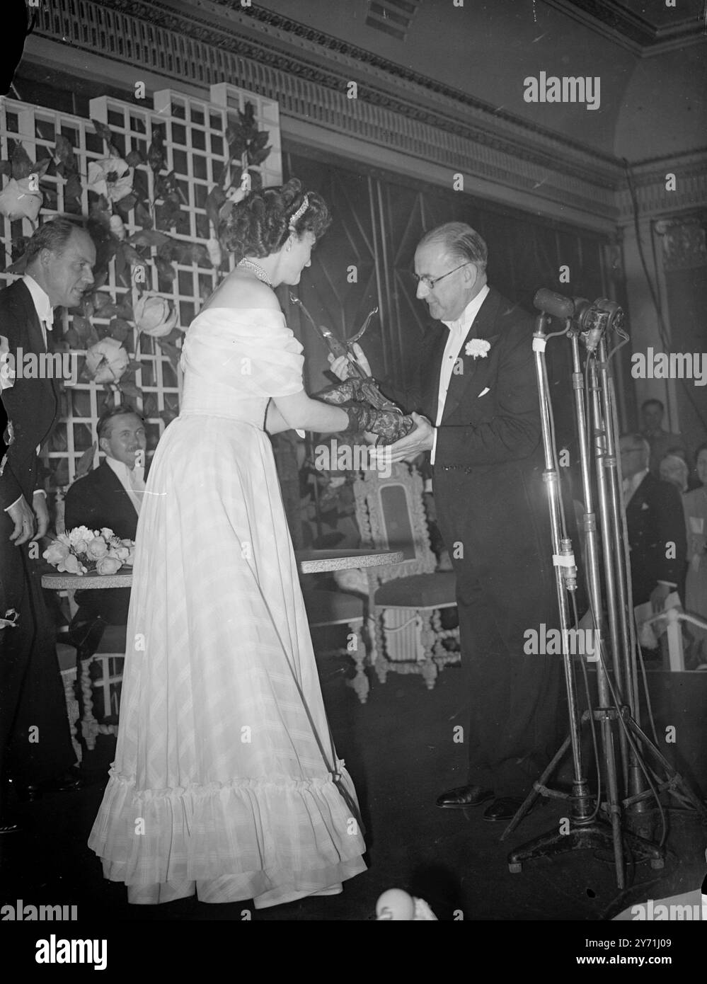 AWARDS FOR THE STARS Film stars MARGARET LOCKWOOD and JOHN MILLS, and ...