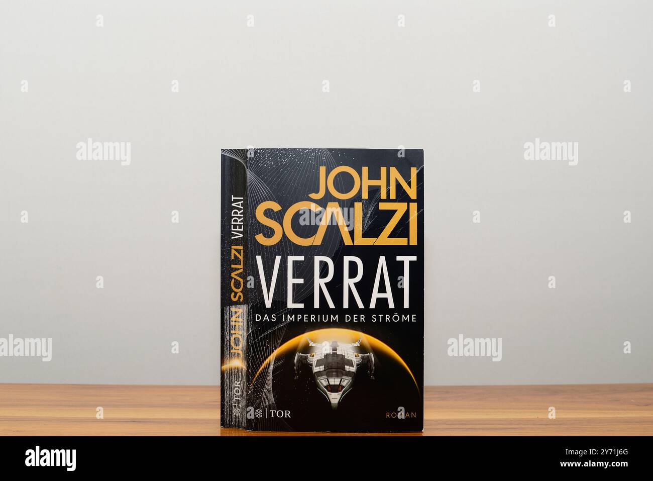 John scalzi hi-res stock photography and images - Alamy