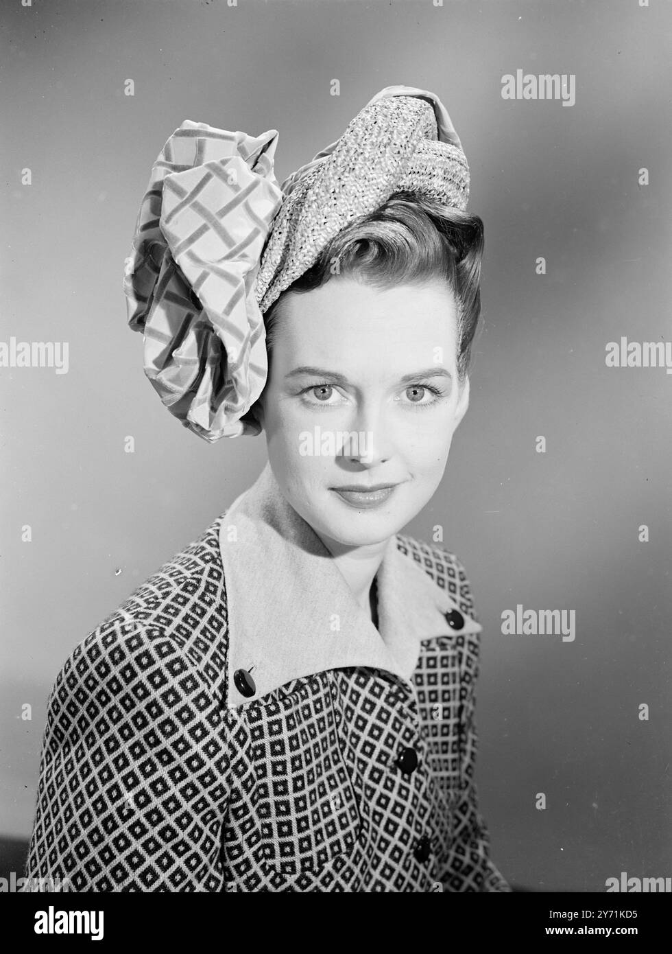 BEATRICE CAMPBELL, Associated British film star , looking ahead , has ...