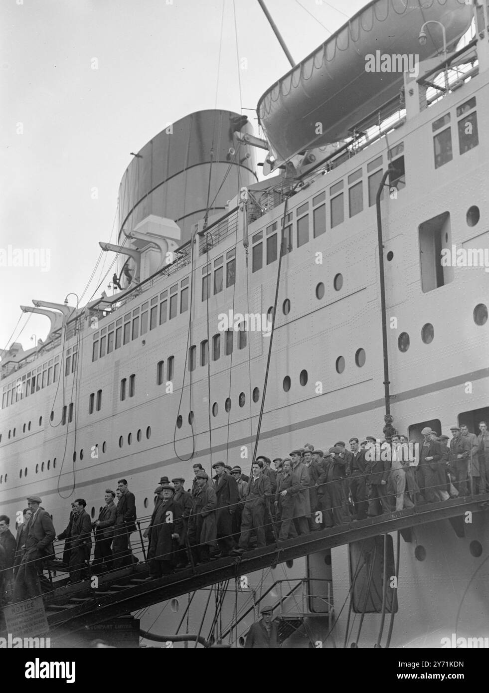 NEW YEAR MAIDEN VOYAGE '' CARONIA '' FOR ATLANTIC SERVICE Launched by ...