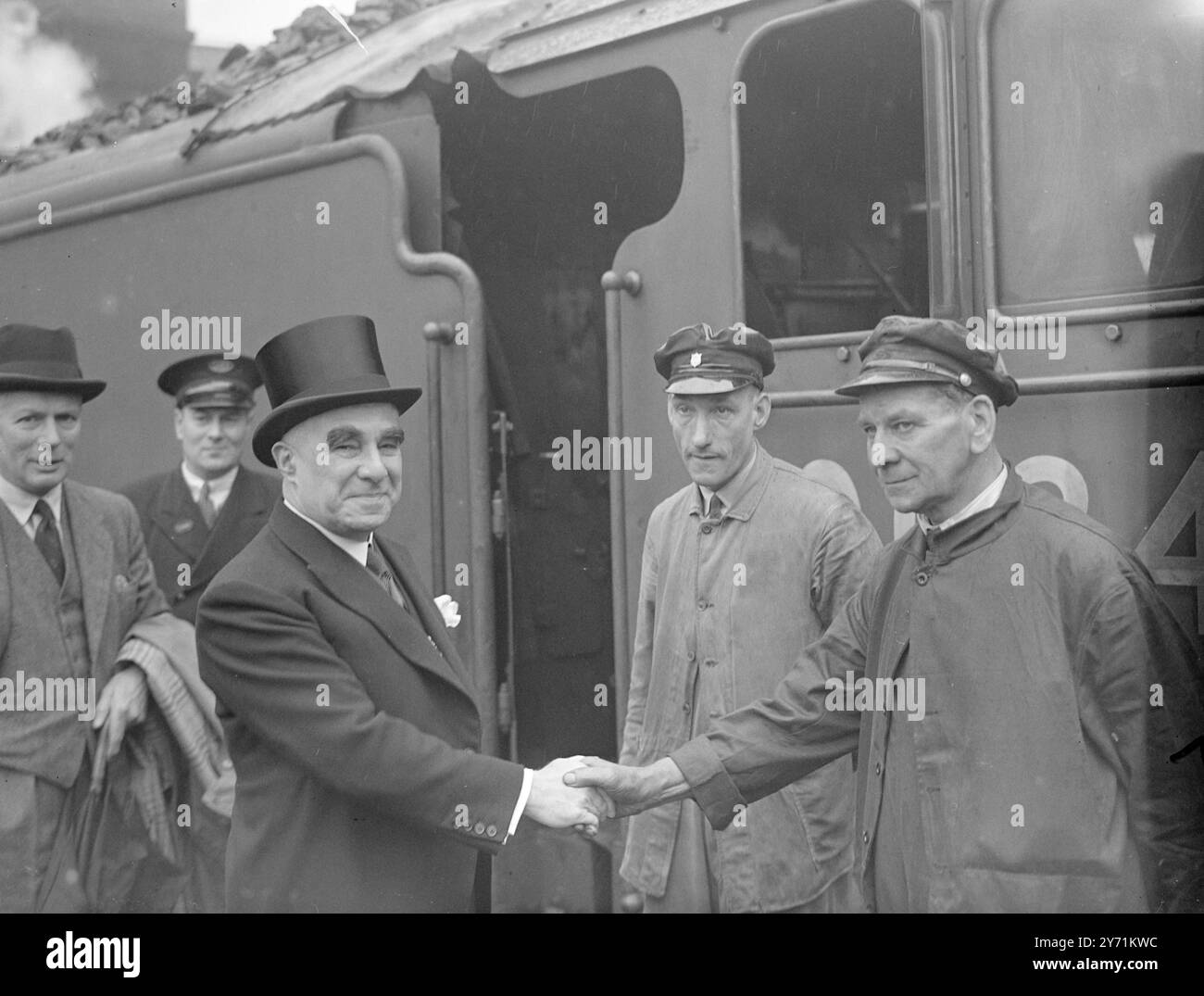 NON- STOP TO SCOTLAND Today , Britain ' s most famous train , The ...