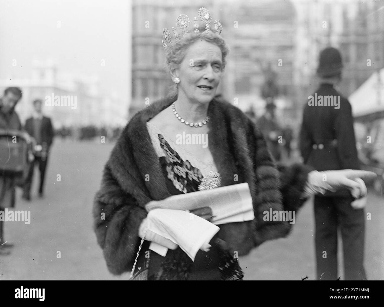 Viscountess astor hi-res stock photography and images - Alamy