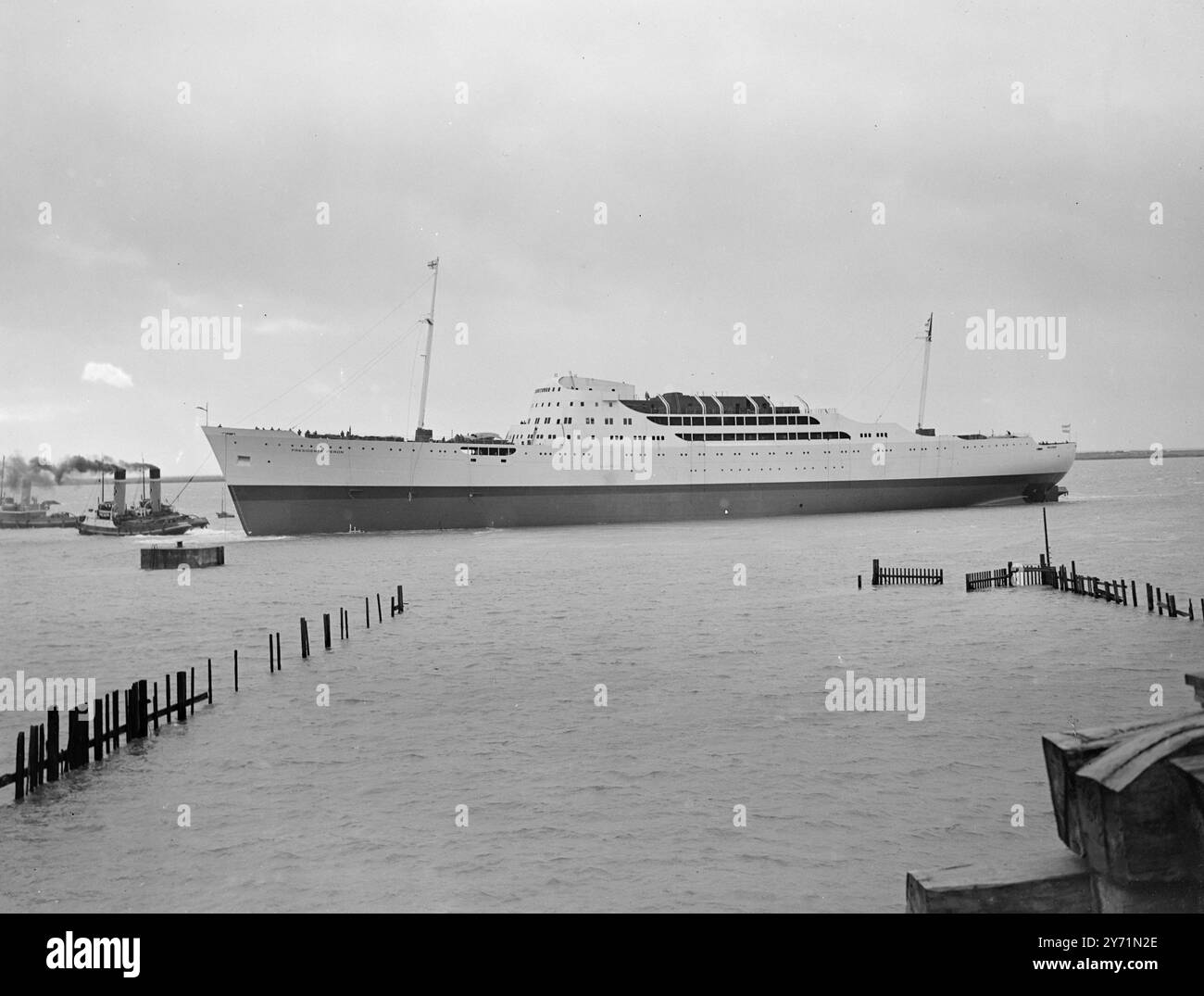 BUILT FOR EXPORT- BRITISH MADE LINER FOR ARGENTINE . A great British ...